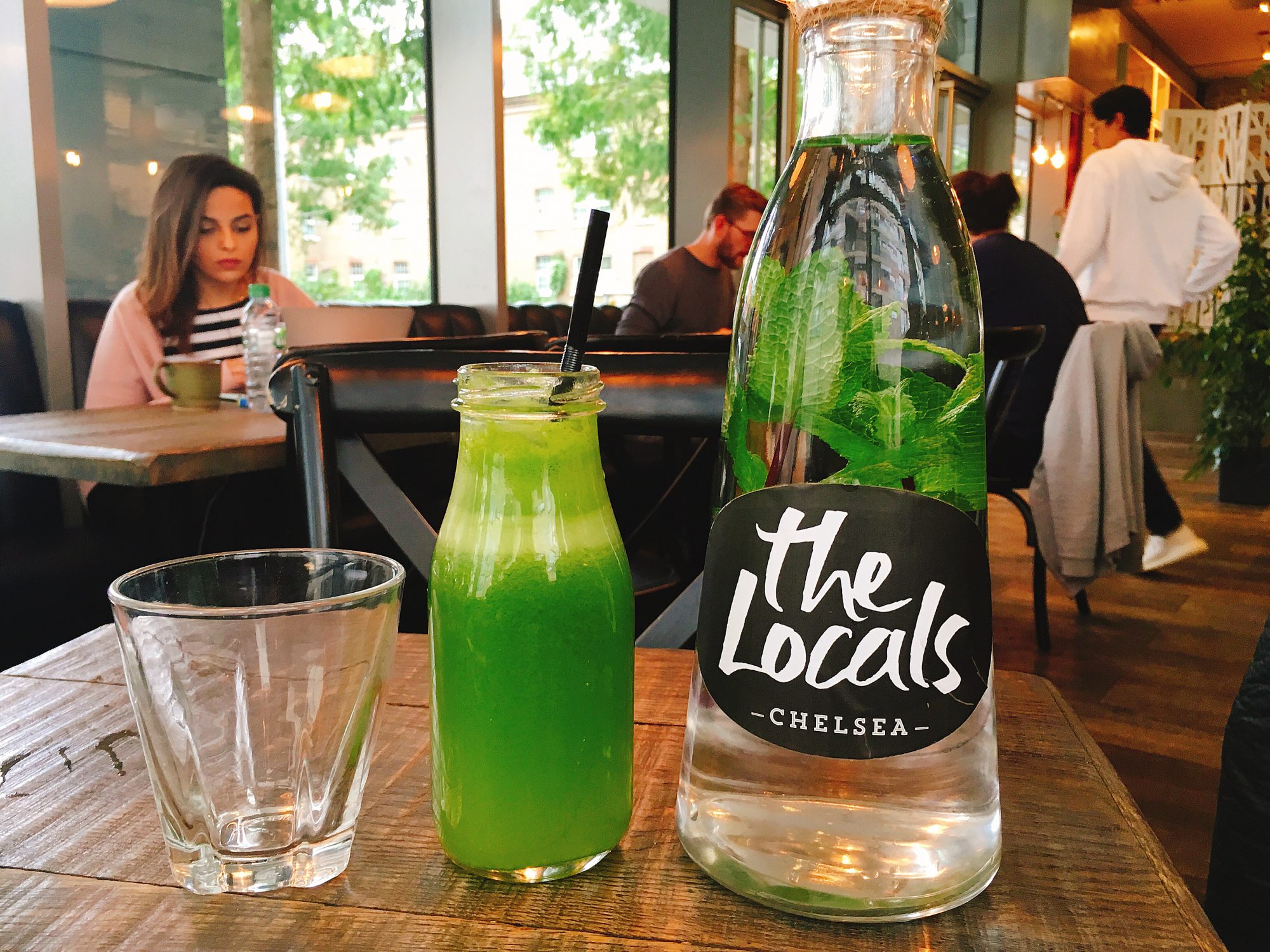 Chelsea: The Locals - Glowcation